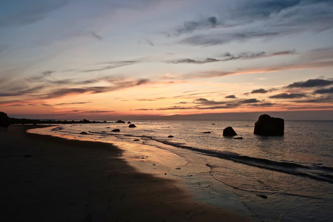 Harborview Beach/Sesuit Beach – Sunset Slideshow - Cape Cod Wave