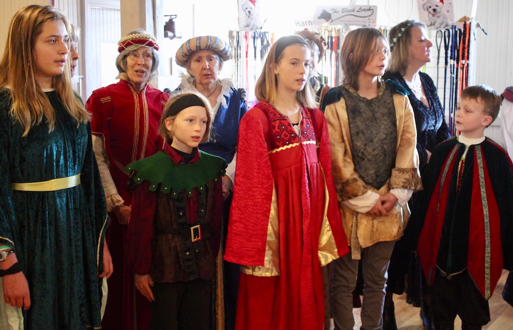 Solstice Singers at the Woods Hole Community Hall, VIDEO - Cape Cod Wave